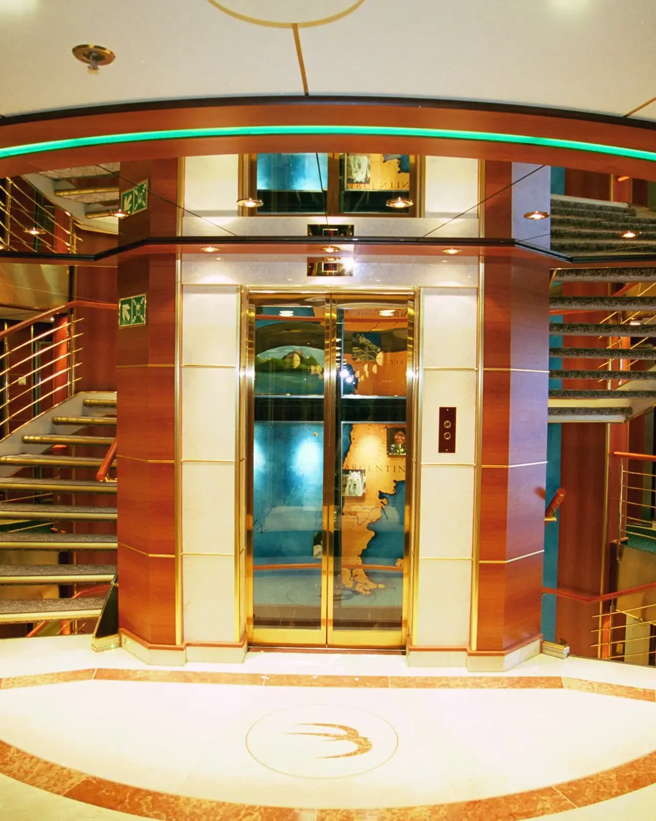 Reference: ORION - Elevators for expedition Ship | LUTZ