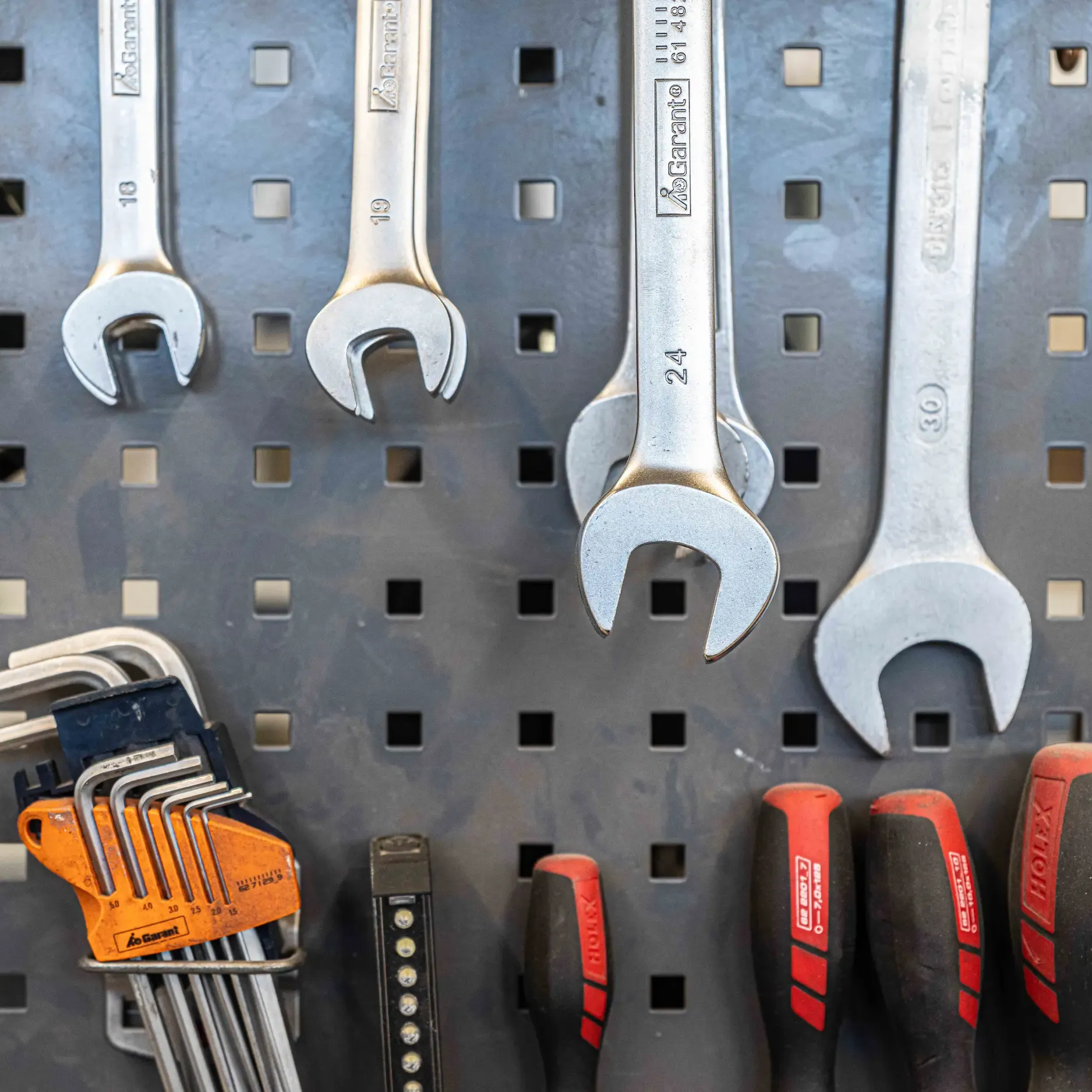 Certifications | LUTZ Elevator