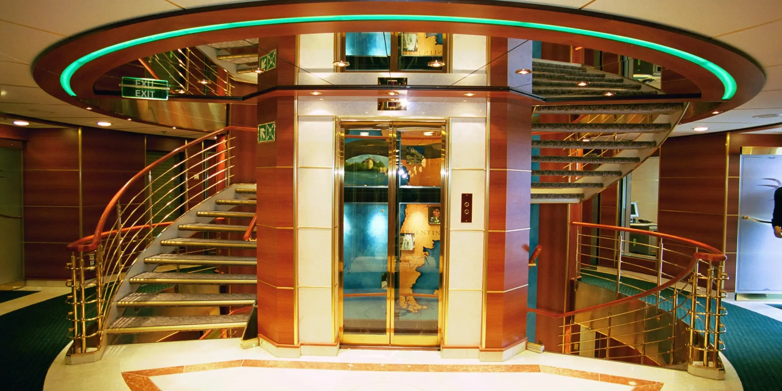 Reference: ORION - Elevators for expedition Ship | LUTZ